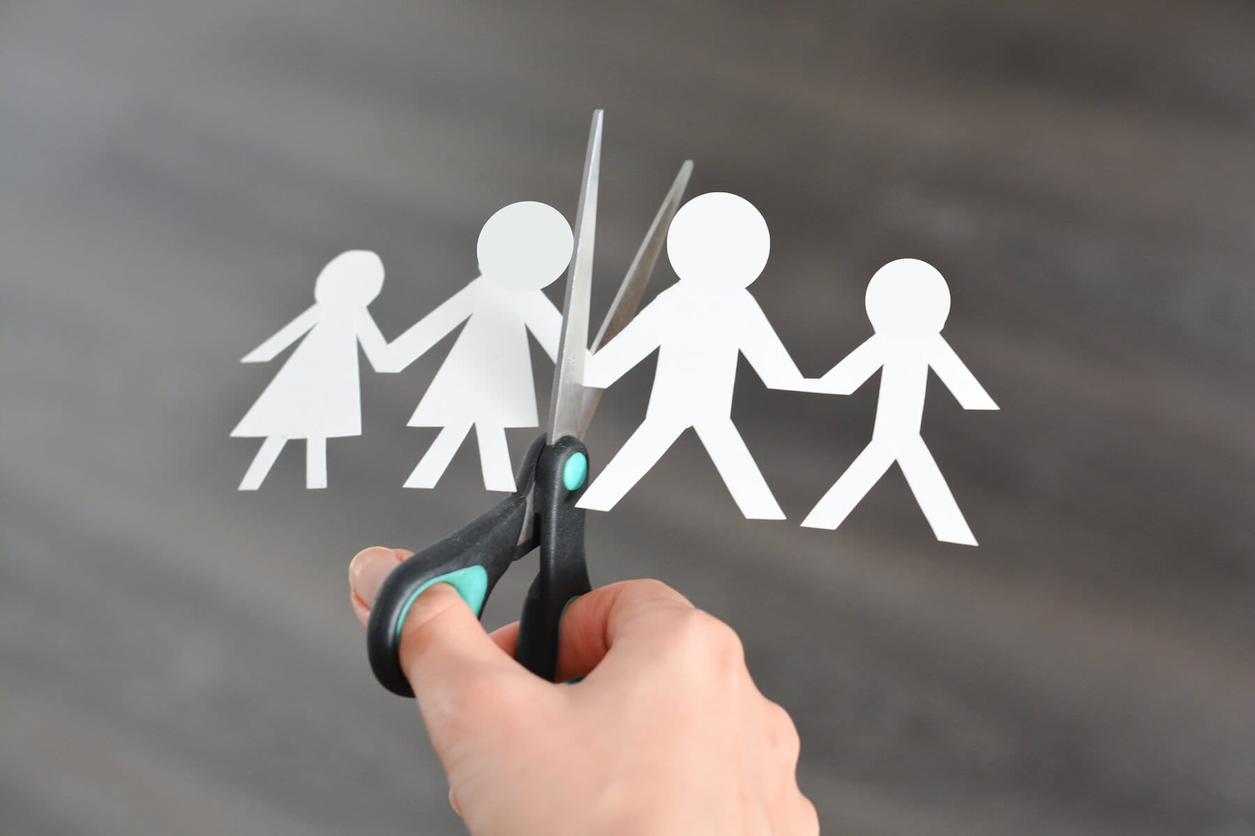 The Link Between Alcohol Abuse and Family Problems - Rehab Spot